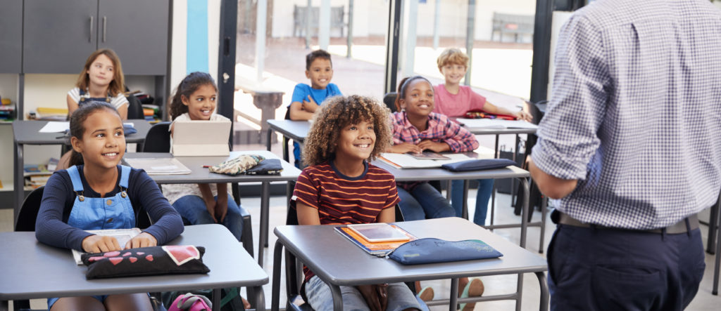 Contextualizing Properties of Operations - Peers and Pedagogy